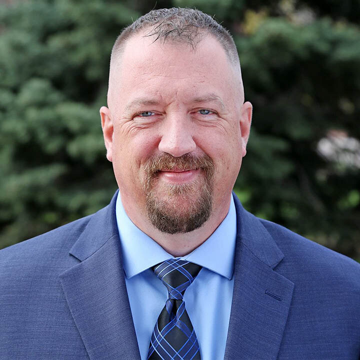 CEO & leadership team